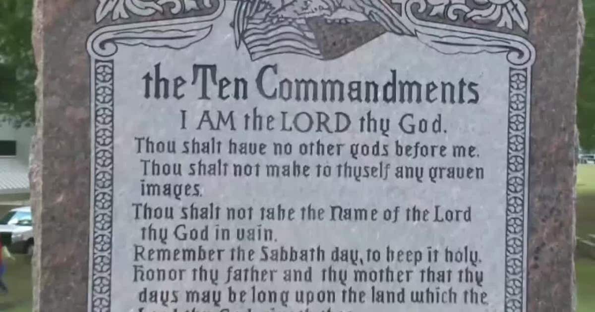Texas Ten Commandments lawsuit goes before the 5th Circuit Court of ...