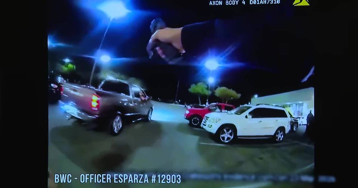 Dallas police officers fire shots at fleeing vehicles, 2 suspects ...
