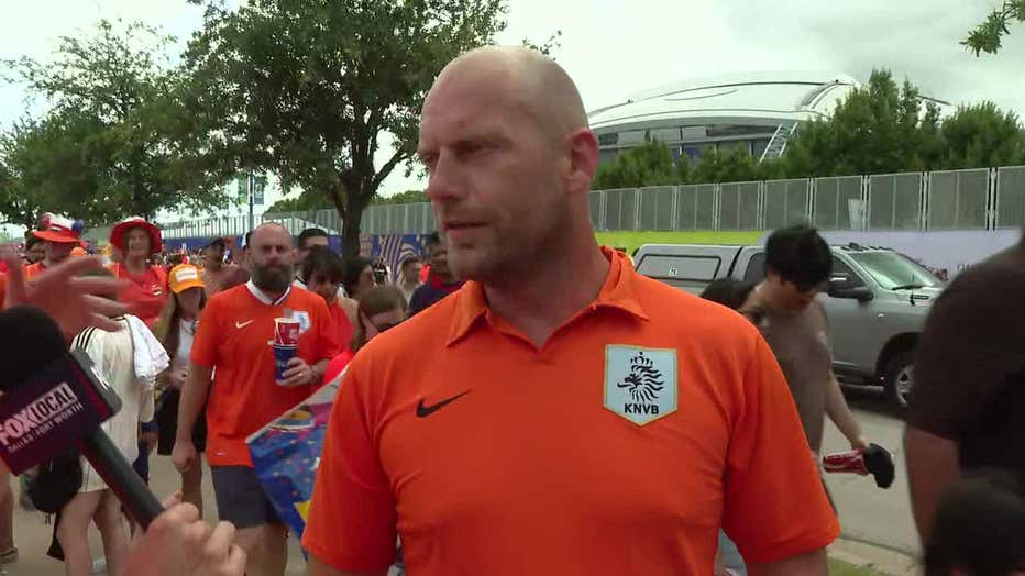 "Truly American": Dutch, Japanese fans laud atmosphere inside Dallas ...