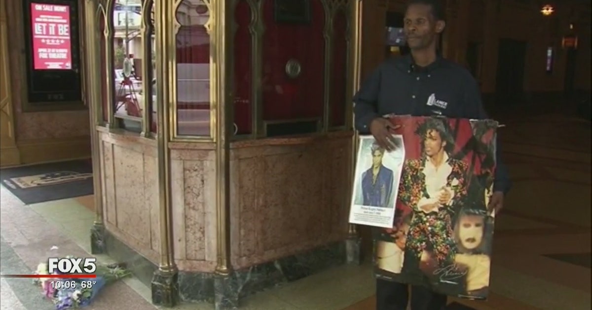 Fans mourn Prince at Fox Theatre, site of his last concert | FOX 5 Atlanta