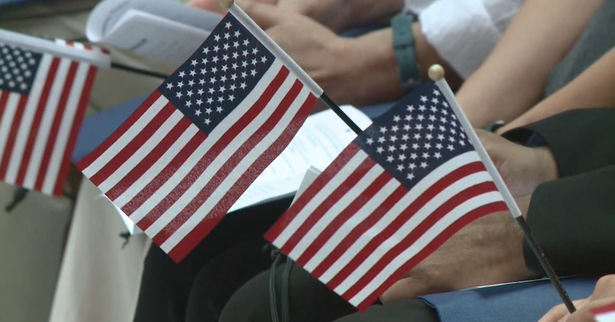 Atlanta holds naturalization ceremony for new citizens | FOX 5 Atlanta