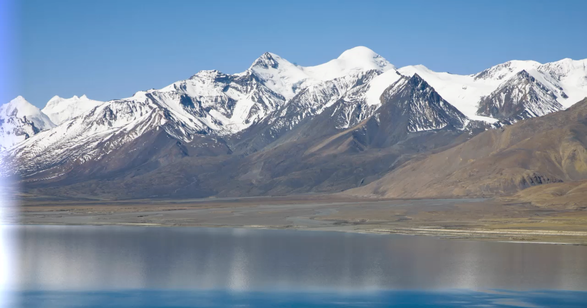 A man is climbing the Himalayas to bring home his lost brother | FOX 5 ...