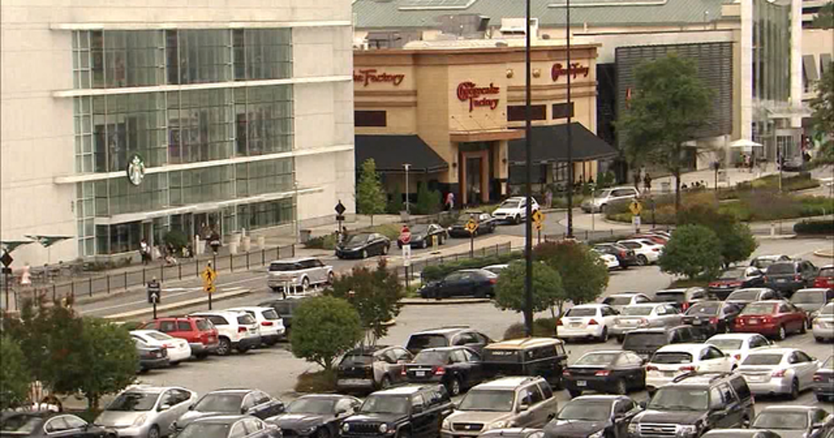 Crime outlook at major Buckhead malls has improved | FOX 5 Atlanta