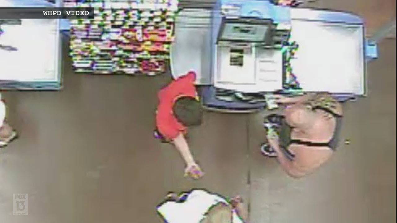 Shoppers turned malfunctioning register into ATM, police say