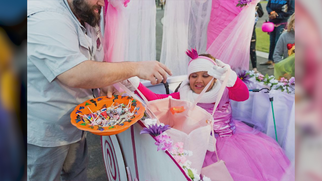 Student gets princess themed magical wheelchair | FOX 5 Atlanta