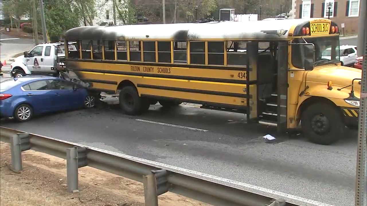 19 students sent to hospital following fiery bus crash | FOX 5 Atlanta
