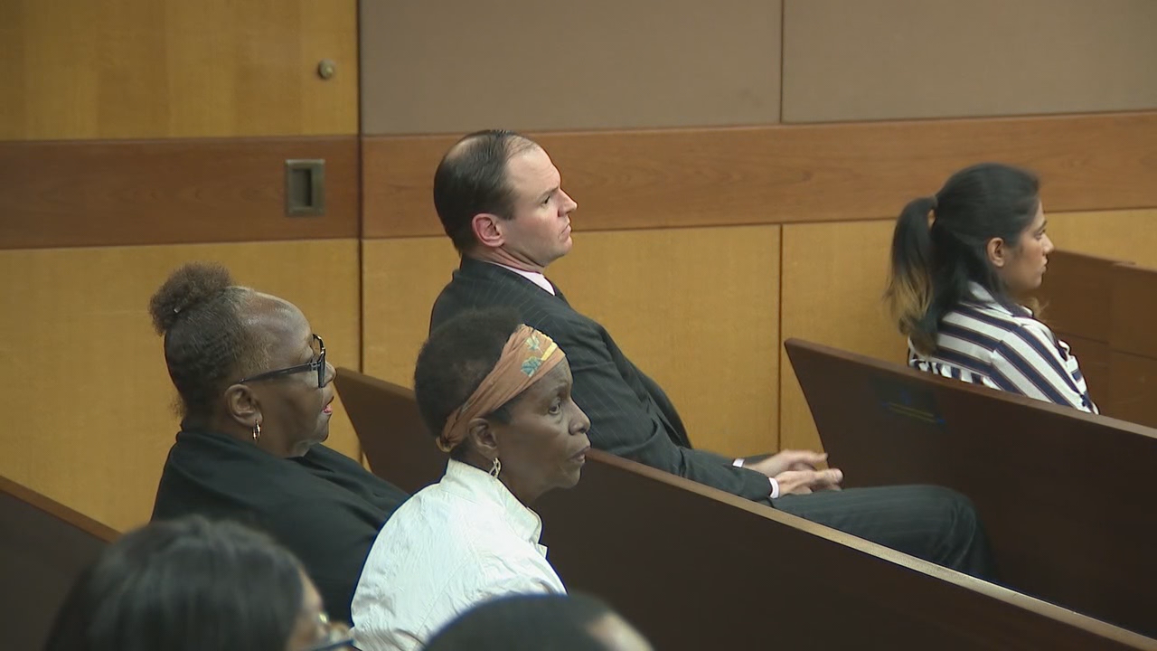 Court date set for former APD officer re-indicted on murder charges ... Court date set for former APD officer re-indicted on murder charges ...