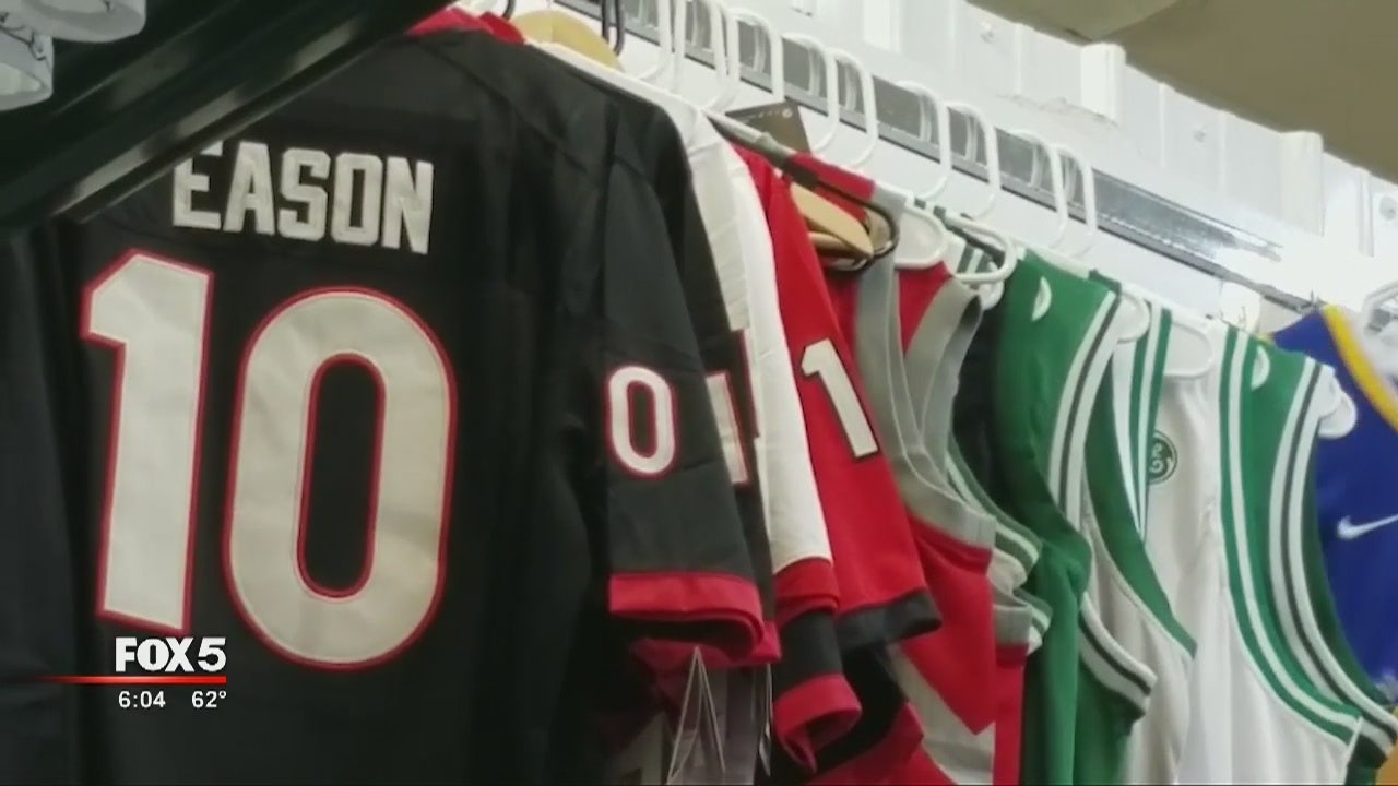 Fake Super Bowl and NFL merchandise seized | FOX 5 Atlanta