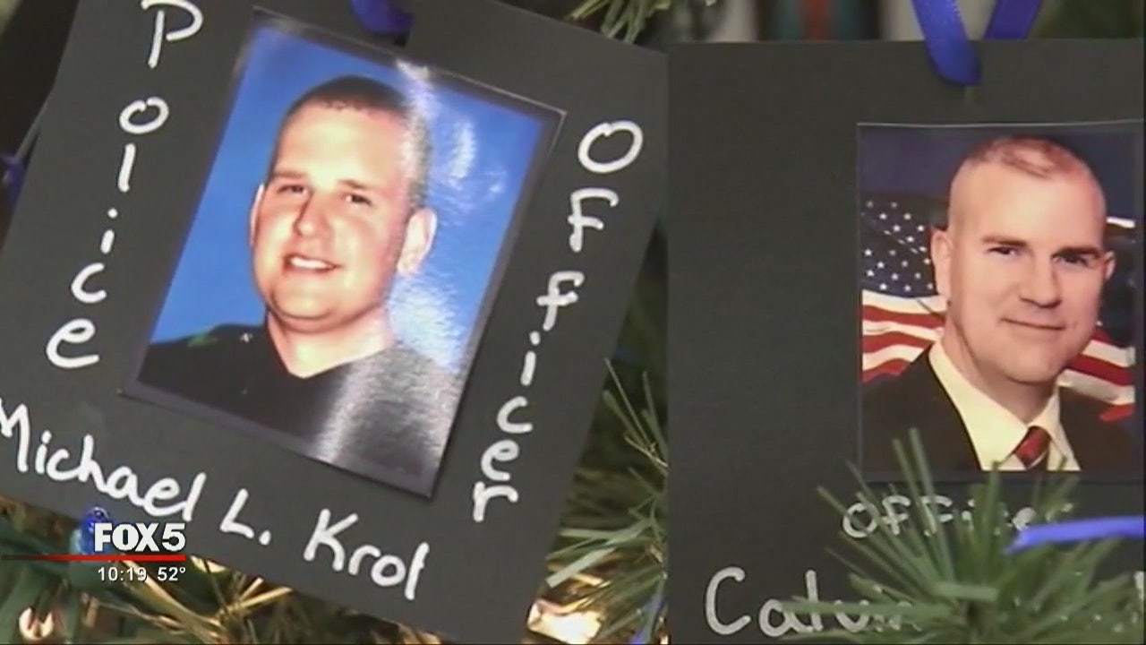 Christmas tree honors fallen officers | FOX 5 Atlanta
