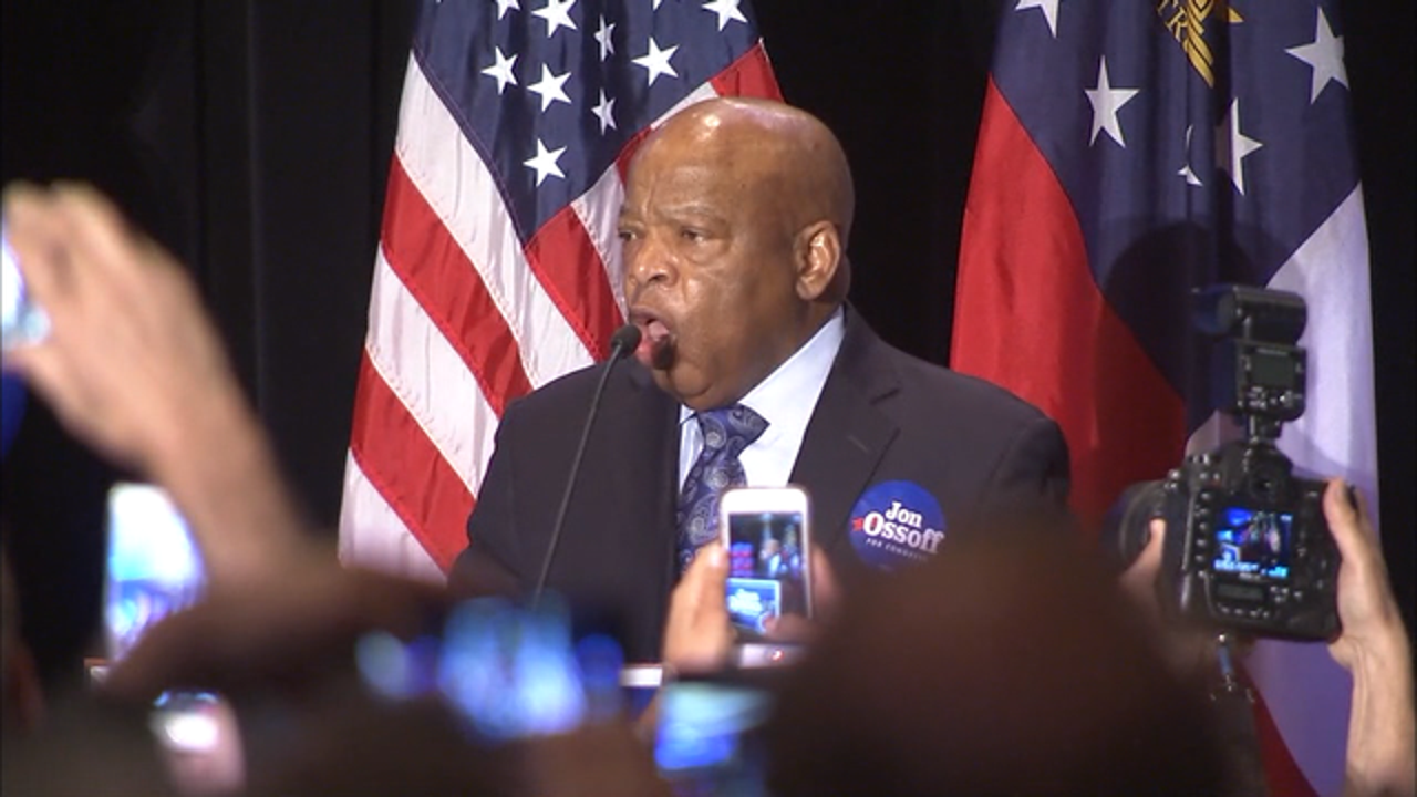 Rep. John Lewis sides with NFL players who want to protest