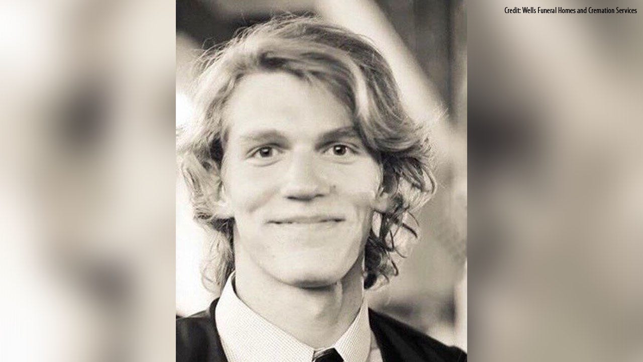 A hero returns: Body of Riley Howell brought to hometown; funeral ...