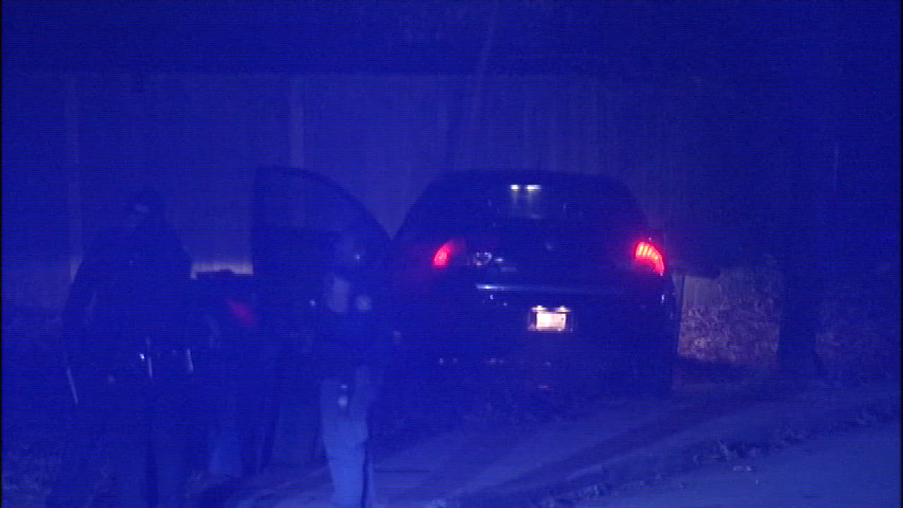 Police: Uber driver shot dropping off passengers