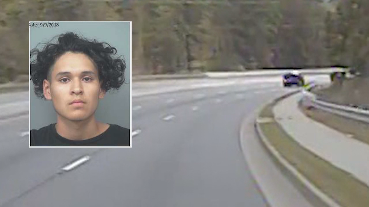 Police 18 Year Old Fugitive Dangerously Drives From Officers Fox 5 Atlanta 8052