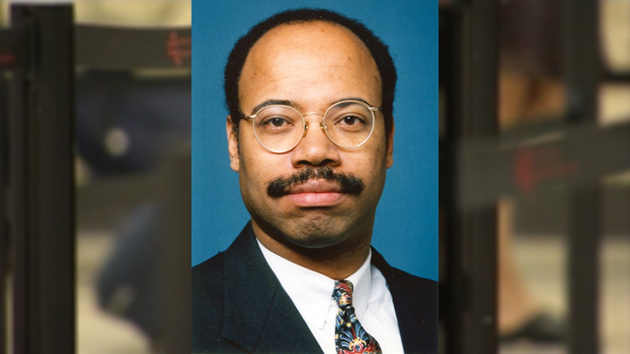 Ex-US Rep Reynolds arrested at Atlanta airport in tax case | FOX 5 Atlanta