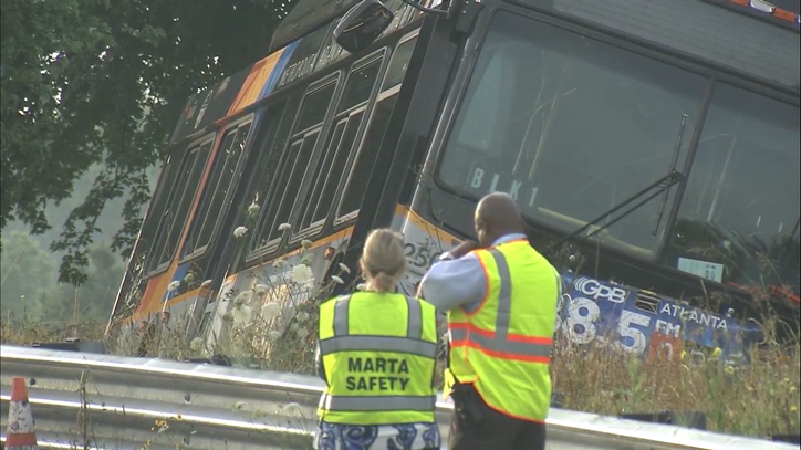 MARTA bus crashes, lands in ditch | FOX 5 Atlanta