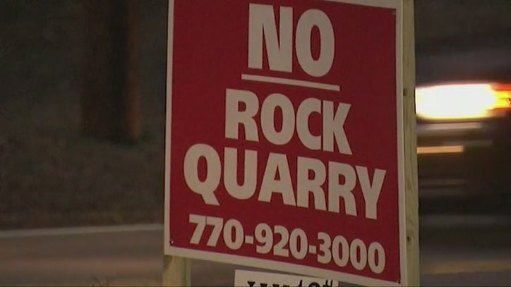 Douglasville residents unite behind 'No rock Quarry' signs | FOX 5 Atlanta