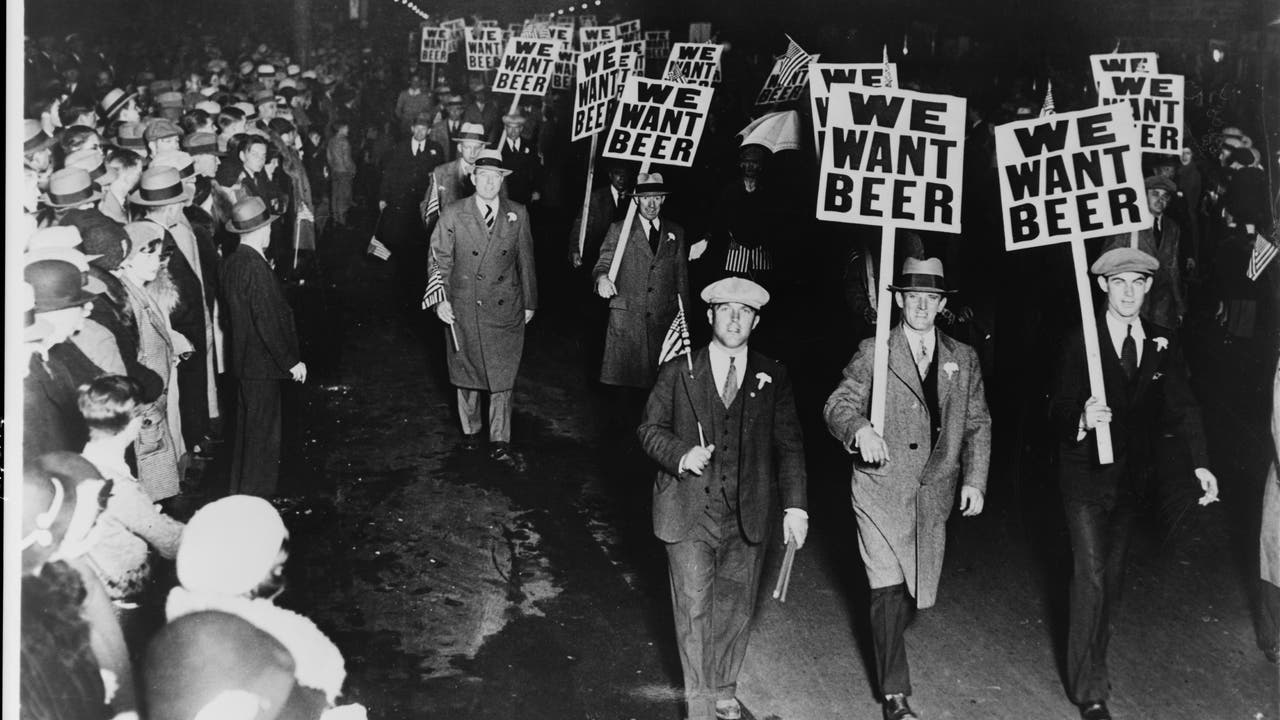 Americans drinking more now than at the end of Prohibition 100 years ... Americans drinking more now than at the end of Prohibition 100 years ...