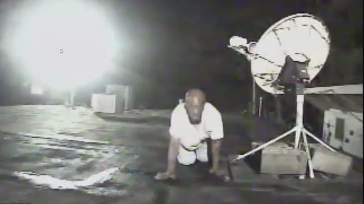 Police catch alleged rooftop burglar not far from his latest crime ...