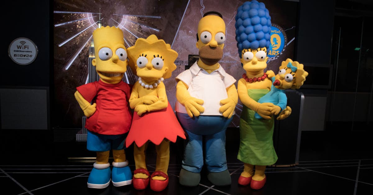 Family recreates 'The Simpsons' opening sequence amid coronavirus ...