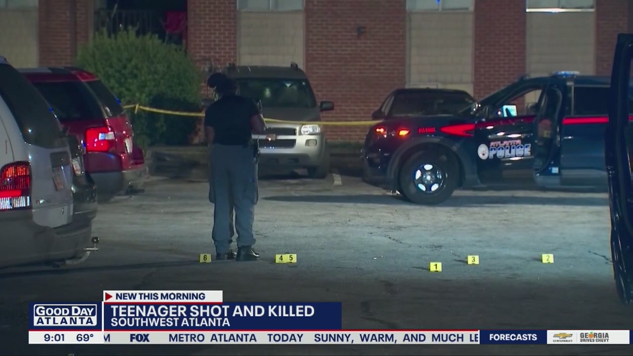 Teen Killed In Southwest Atlanta Shooting Search Continues For Gunman