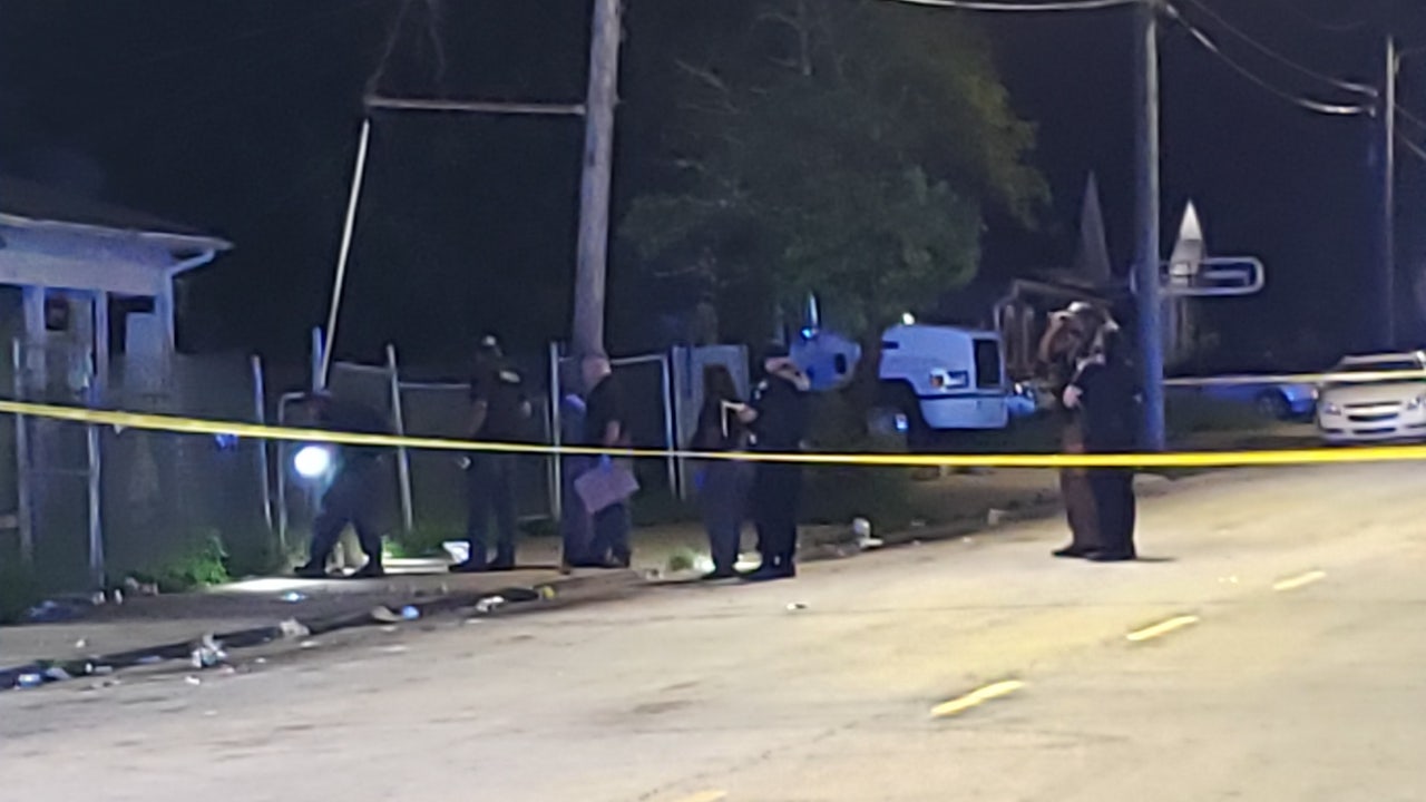 Man shot and killed in front of SE Atlanta home | FOX 5 Atlanta Man shot and killed in front of SE Atlanta home | FOX 5 Atlanta