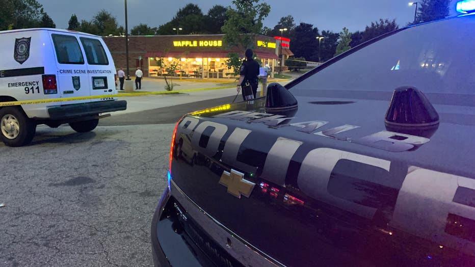 Police Identify Suspects In Triple Shooting At Dekalb County Waffle