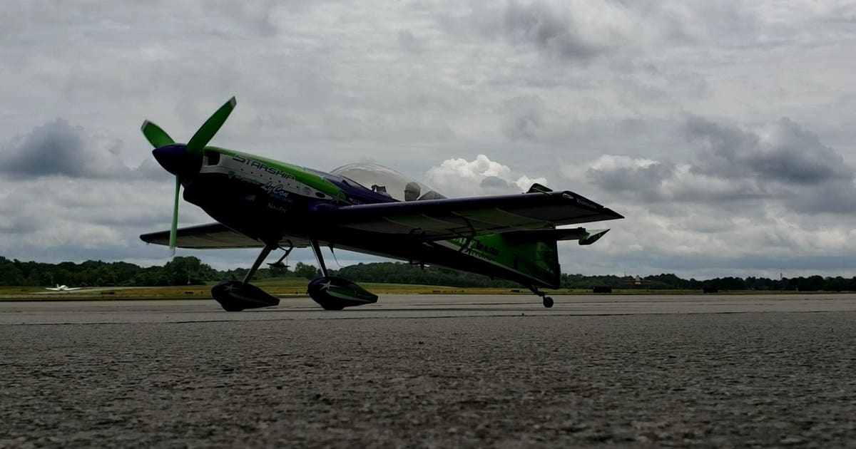 Georgia pilot winds down thrilling airshow career | FOX 5 Atlanta