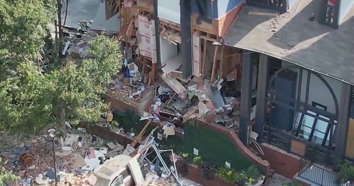 'People screaming, hysterical': Dunwoody apartment explosion survivor ...