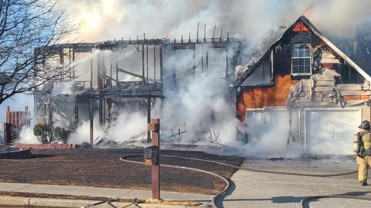 Massive fire destroys DeKalb County home, damages others | FOX 5 Atlanta