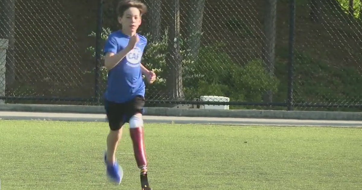 Grant provides 10-year-old athlete with new running prosthesis | FOX 5 ...