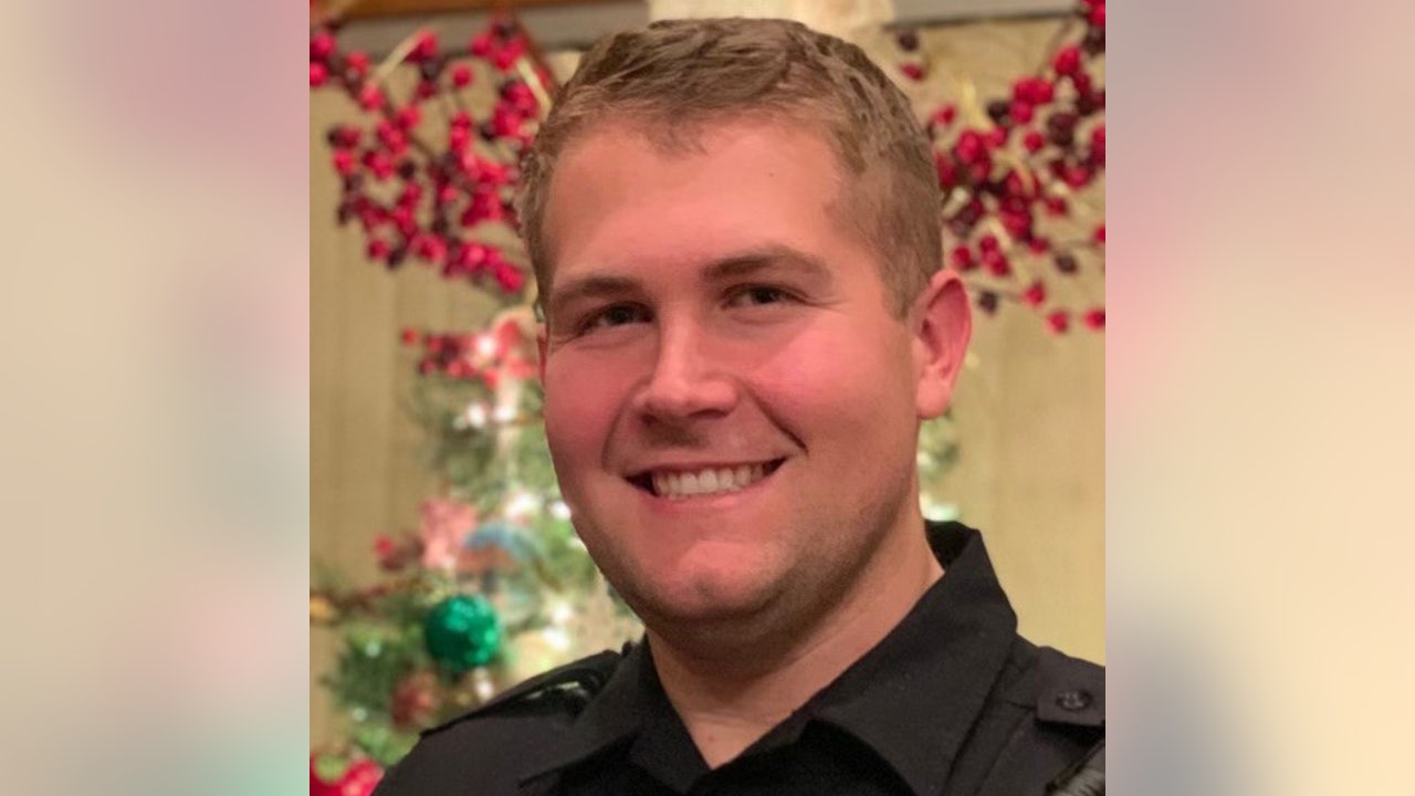 South Carolina deputy killed in ambush; suspect hospitalized | FOX 5 ... South Carolina deputy killed in ambush; suspect hospitalized | FOX 5 ...