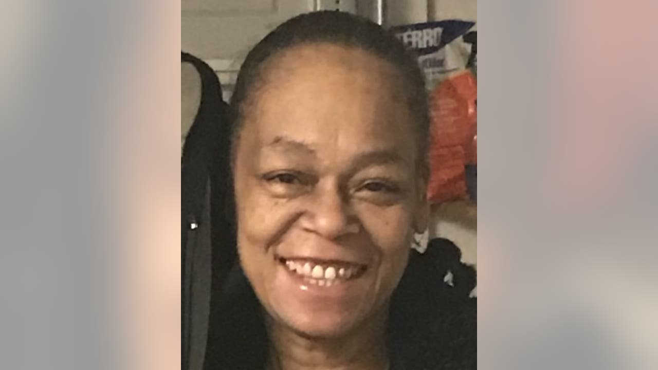Family desperate to find missing Covington woman | FOX 5 Atlanta Family desperate to find missing Covington woman | FOX 5 Atlanta