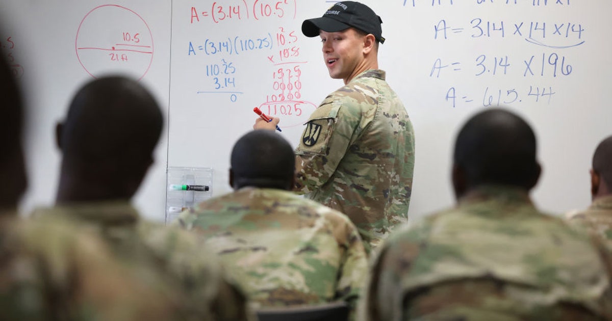 Army course gives recruits 2nd chance to qualify for service | FOX 5 ...