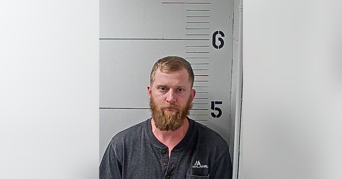 Kyle Chrisley arrested in Tennessee months after father, stepmom head ...