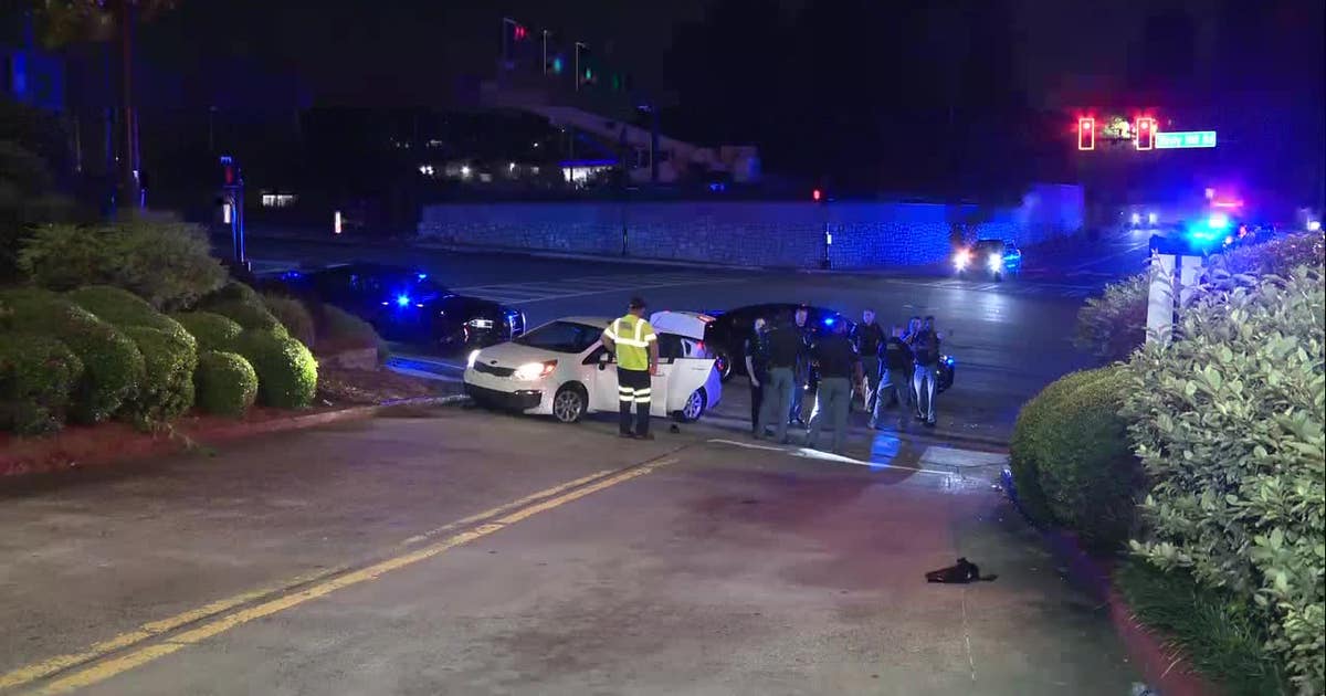 Officer hospitalized chasing stolen car through Cobb County, police say ...