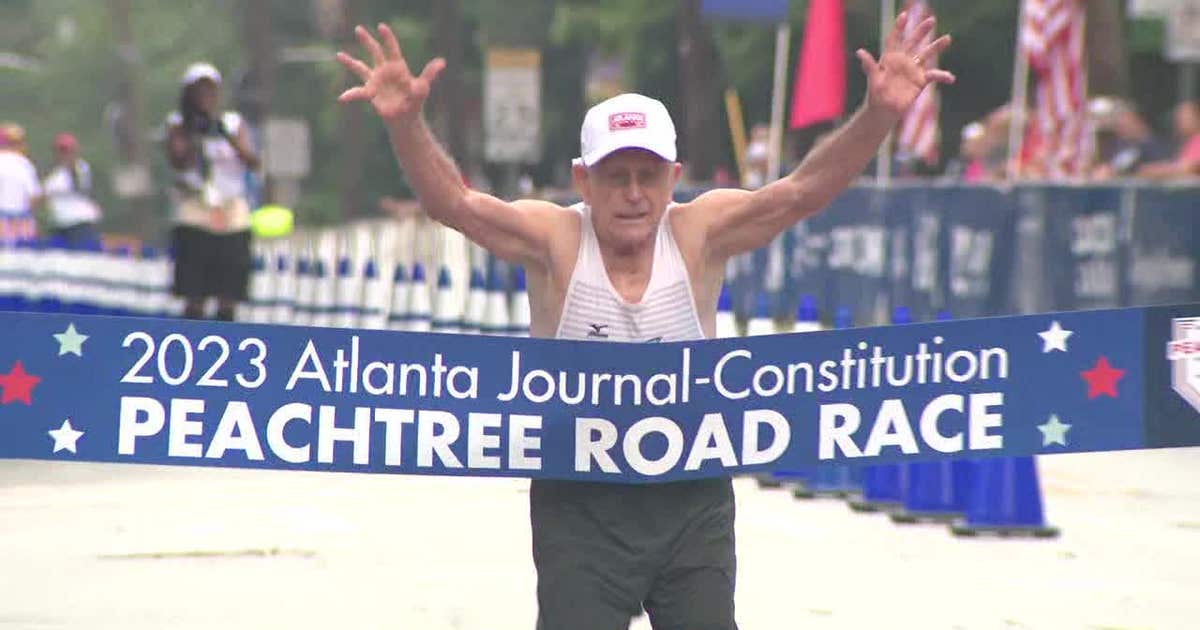 Video: 92-year-old Peachtree Road Race legend crosses finish line for ...