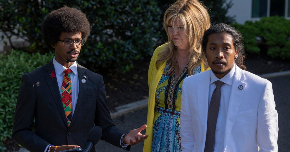 2 members of expelled 'Tennessee Three' push to win back legislative ...