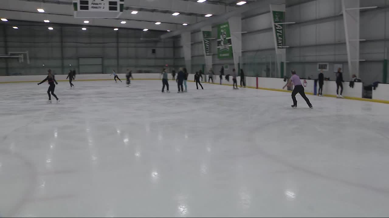 Athletes 'chill out' inside Marietta’s massive ice complex | FOX 5 Atlanta