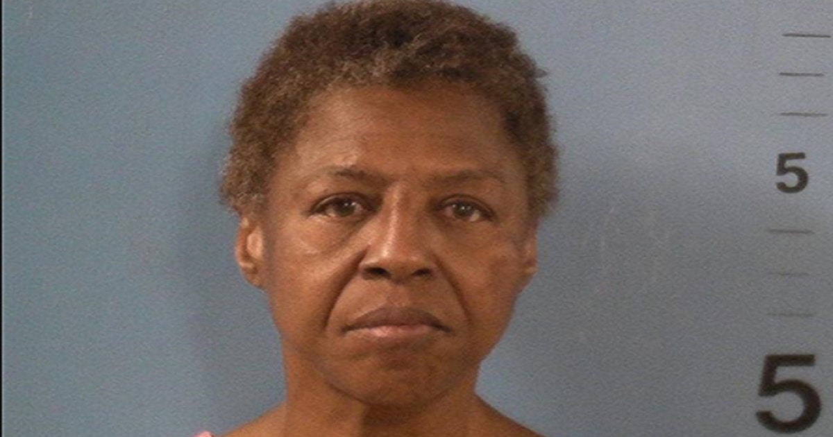 Georgia woman leads deputies on high-speed chase in stolen ambulance ...