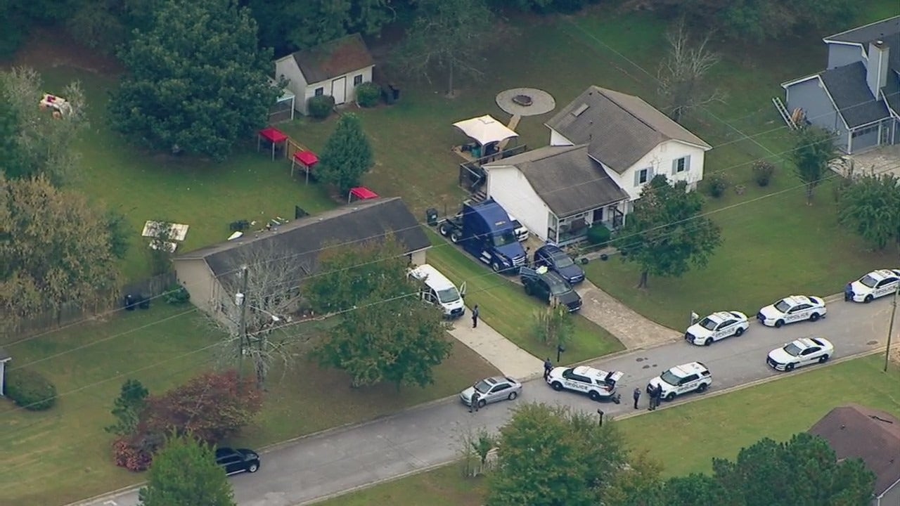Man reportedly driving stolen vehicle arrested after standoff in ... Man reportedly driving stolen vehicle arrested after standoff in ...