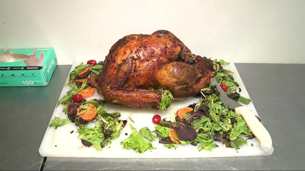 Hosea Helps delivers hundreds of Thanksgiving meals to hungry Georgians ...