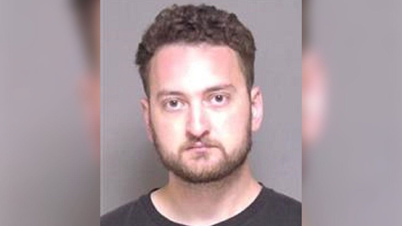 Former Mayo doc accused of poisoning wife served up suspicious smoothie ... Former Mayo doc accused of poisoning wife served up suspicious smoothie ...