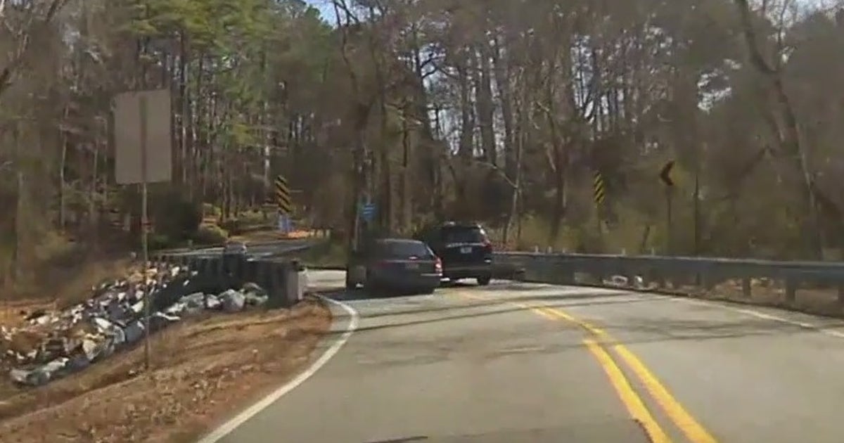 High-speed chase ends in head-on collision in Fayette County | FOX 5 ...