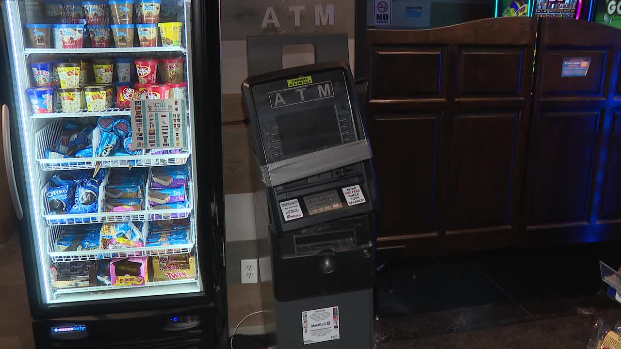 ATM damaged, safe stolen in Atlanta convenience store smash and grab ...