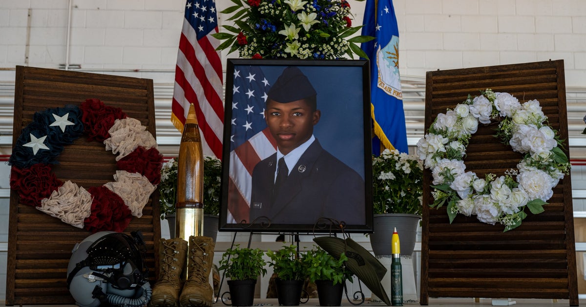 Atlanta airman Roger Fortson's mother responds to deputy's firing in ...