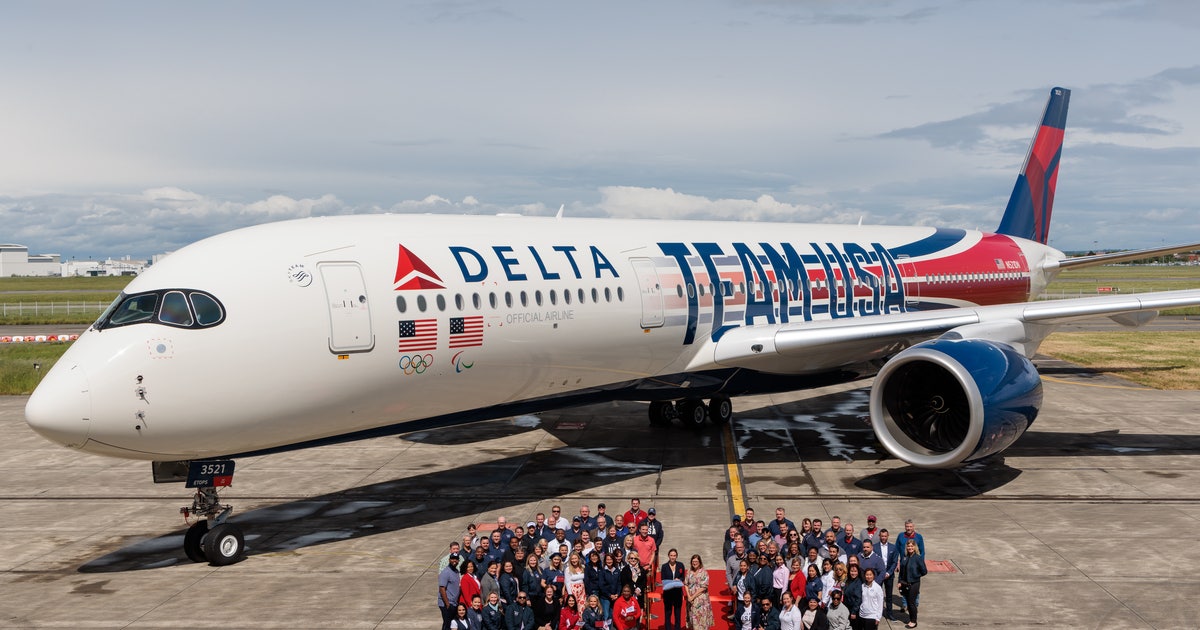 Delta unveils 2024 Team USA plane at Atlanta airport | FOX 5 Atlanta