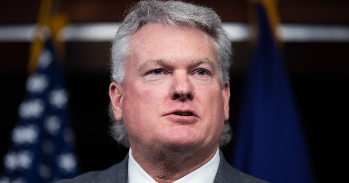 Georgia congressman under fire for praising Ole Miss counter-protesters ...