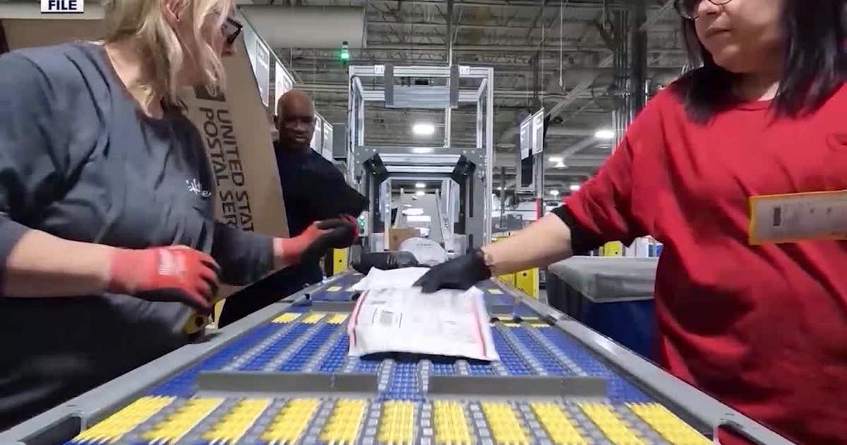 Georgia lawmakers tour Palmetto USPS Facility blamed for mail delays ...