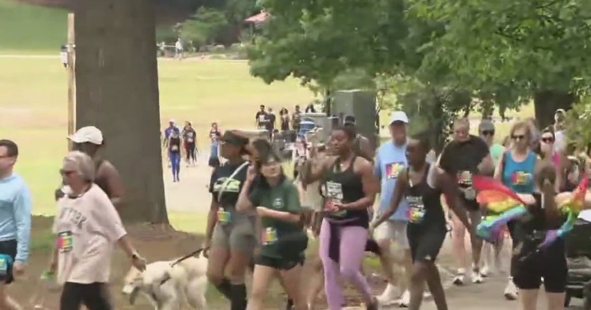More than 3K people participate in Pride Run/Walk at Piedmont Park ...