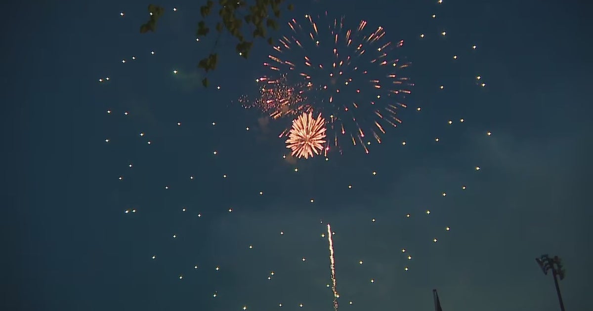 PHOTOS: July 4th celebrations & fireworks in metro Atlanta | 2024 | FOX ...